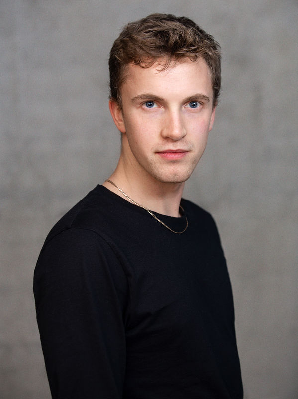 Mann ist Mann - HfS Ernst Busch