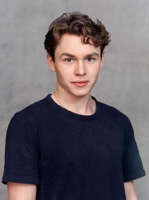 Mann ist Mann - HfS Ernst Busch